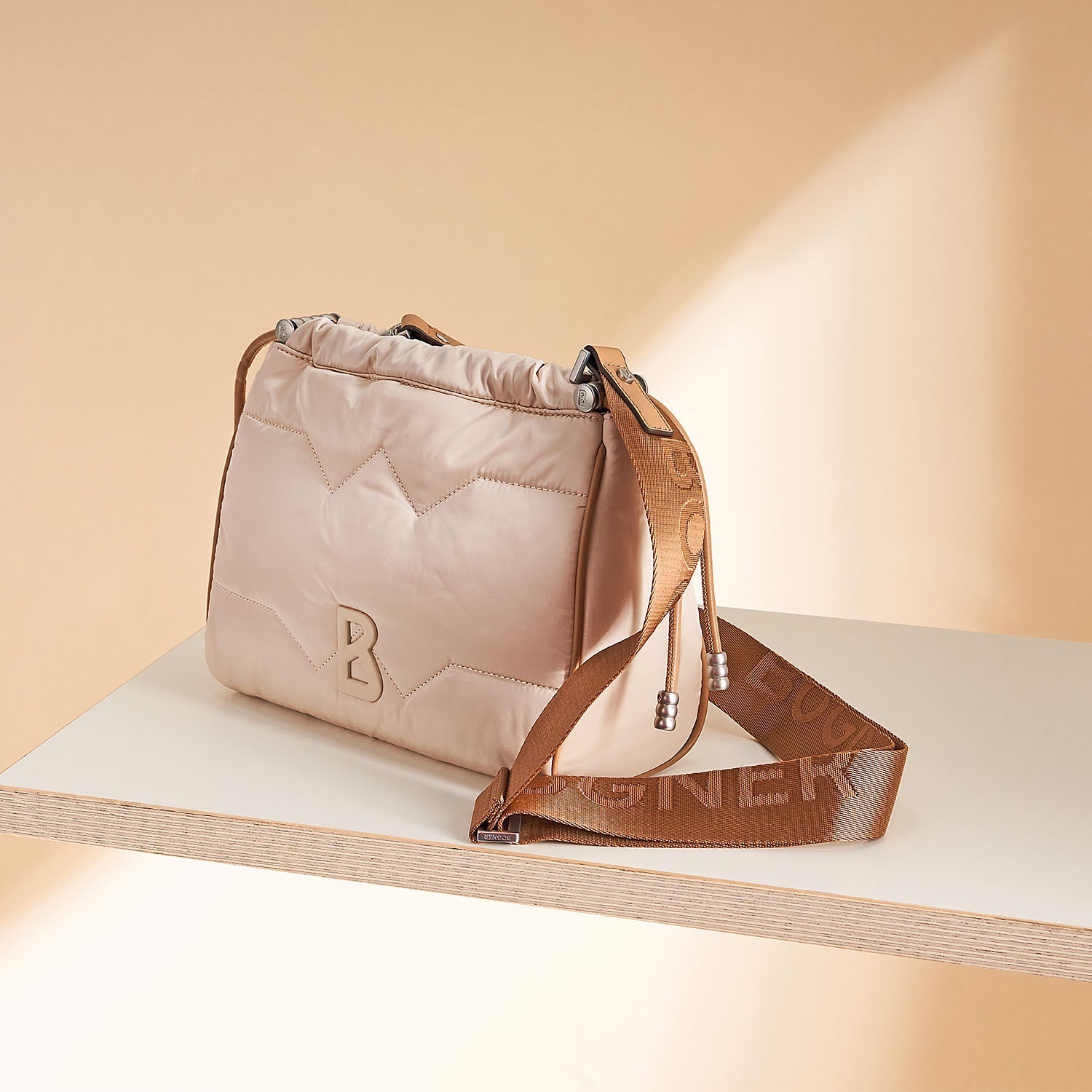 Bogner Umhängetaschen | Exklusives Design online bestellen – WARDOW